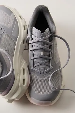 ON Cloudpulse 2 Sneakers