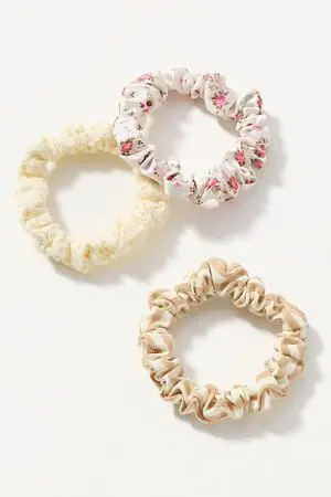 Anthropologie Set Of Scrunchies - Cream