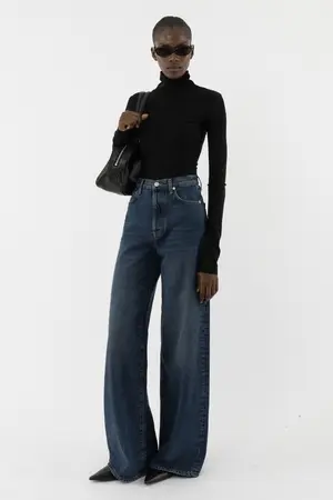 Arakii Wide Leg Jeans