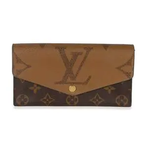 LOUIS VUITTON Reverse Monogram Giant Canvas Sarah Wallet - Brown