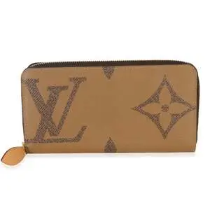 LOUIS VUITTON Reverse Monogram Canvas Zippy Wallet