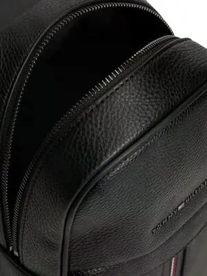 Tommy Hilfiger Shoulder Bag