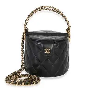 Chanel Cross Body Bags For Women