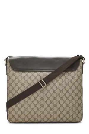 Gucci Gg Supreme Messenger Bag