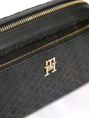 Tommy Hilfiger Embossed Logo Shoulder Bag