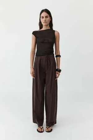 ST AGNI Relaxed Pleat Pants