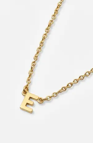 OAK & LUNA Inez Initial Necklace 18k Gold Plated Silver - Letter E