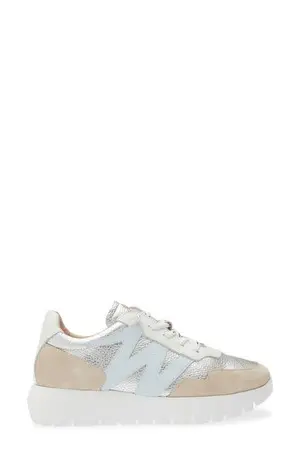 WONDERS Platform Sneaker