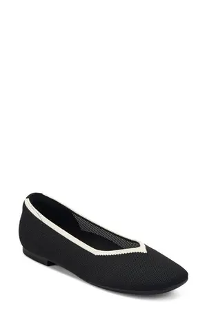 Easy Spirit Norene Flat Blk01
