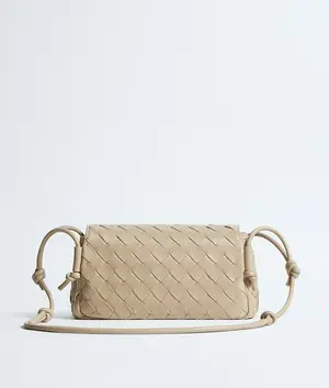 Bottega Veneta Intrecciato Nappa Leather Pouch - Ecru
