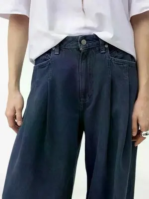 BOSS Pleated Jeans With Frayed Hem