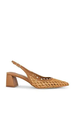Steve Madden Robyn Pump - Tan