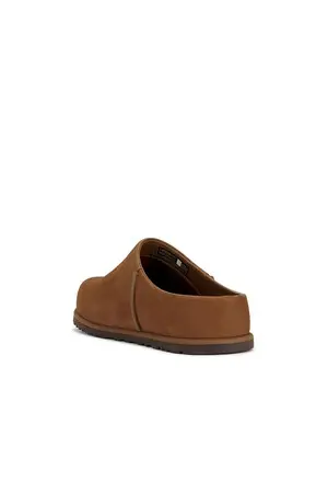 UGG Otzo Clog In Brown
