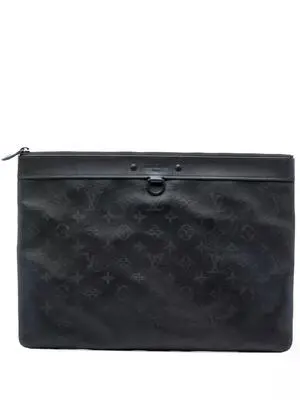 LOUIS VUITTON 2010-2025 Monogram Shadow Discovery Pochette Clutch Bag - Black