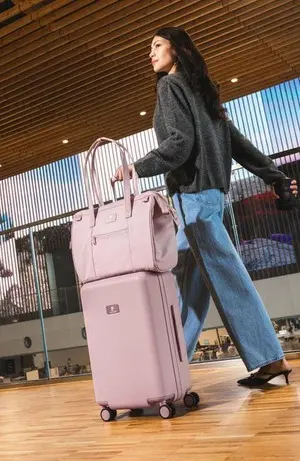 PORTLAND GEAR Cascade Carry-on Suitcase - Blush
