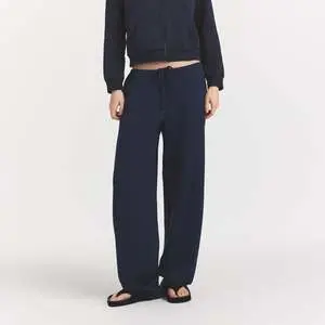 SKIMS Straight Leg Heavyweight Crepe Pants - Navy