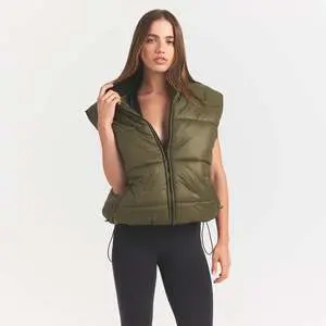 SKIMS Lightweight Puffer Oversized Vest