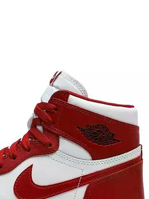 JORDAN High-top Retro Sneakers - Red