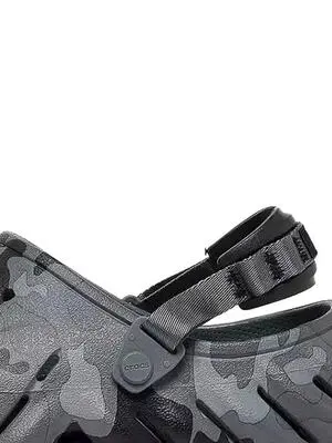 CROCS Camouflage Echo Clogs
