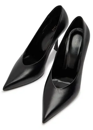 JUDE Kiss 105 Leather Pumps - Black