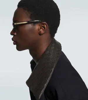 Bottega Veneta Round Frame Glasses