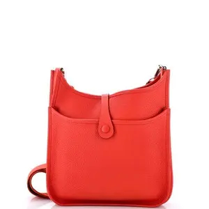 Hermès Evelyne Bag Gen Iii Clemence Pm - Red