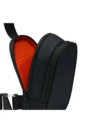 Nike Commute Crossbody Bag