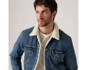 LEVI'S Type Iii Sherpa Trucker Jacket