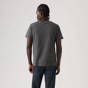 LEVI'S Classic Pocket T-shirt