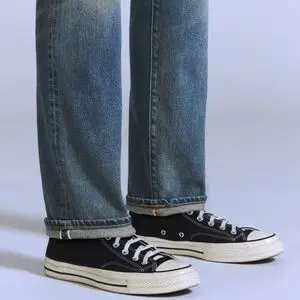 LEVI'S 502 Taper Selvedge Jeans