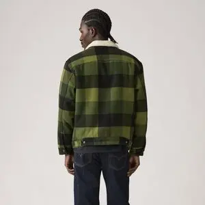 LEVI'S Relaxed Fit Sherpa Plaid Trucker Jacket