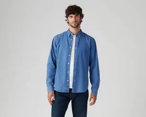 LEVI'S Authentic Button-down Shirt