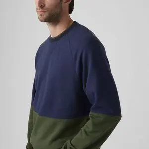 LEVI'S Red Tab Crewneck Sweatshirt