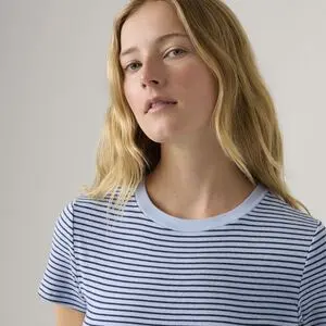 LEVI'S Essential Short-sleeve T-shirt
