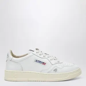 AUTRY Medalist Low Sneakers With Shell Detail - White
