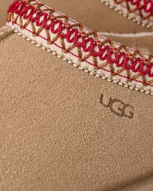 UGG W Tasman