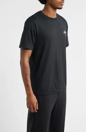 SANTO STUDIO X Luke Rockhold Tempo Bold Tech Graphic T-shirt