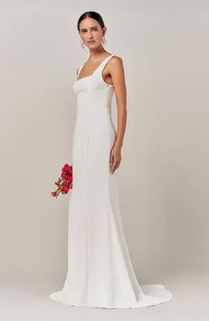 BWLDR Marylyn Gown