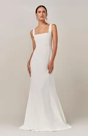 BWLDR Marylyn Gown
