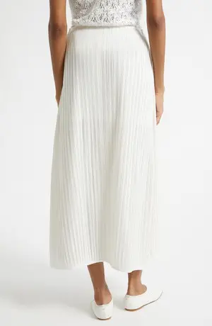 EENK Flowy Pleated Skirt