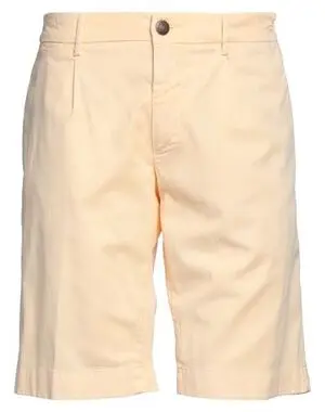 FRADI Shorts & Bermuda Shorts Pastel Size Cotton, Lyocell, Elastane - Yellow