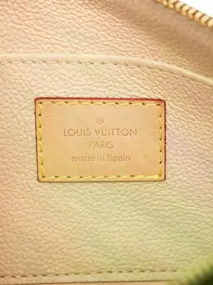 LOUIS VUITTON 2006 Monogram Cosmetic Pm Pouch
