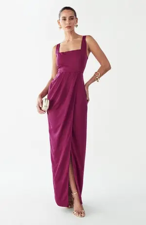 WILLA Akron Maxi Dress