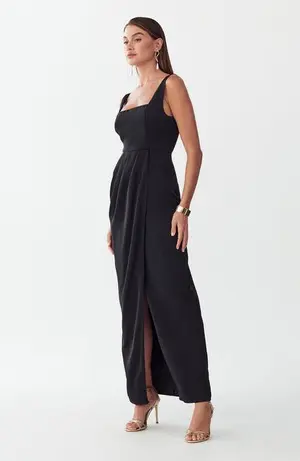 WILLA Akron Maxi Dress - Black