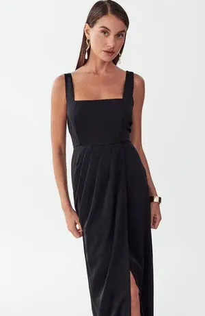 WILLA Akron Maxi Dress - Black