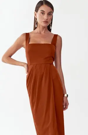 WILLA Akron Maxi Dress
