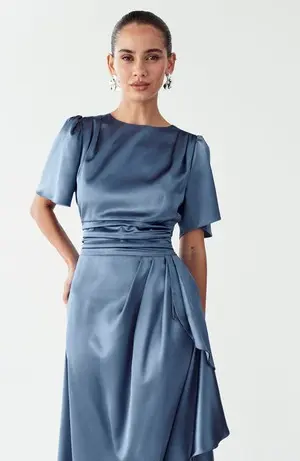 WILLA Narissa Midi Dress