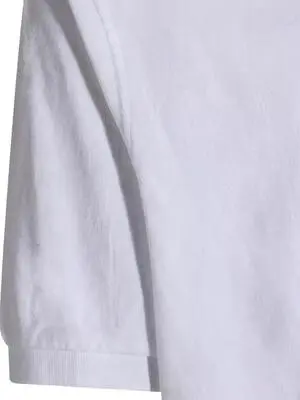 04651 / A TRIP IN A BAG V-neck T-shirt