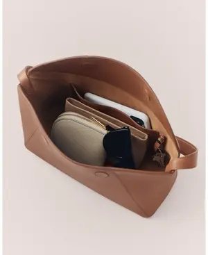 Cuyana Forma Shoulder Bag - Chestnut