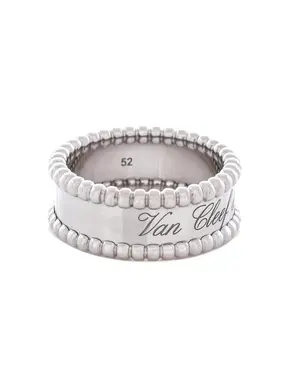 VAN CLEEF & ARPELS Perlee Signature Ring